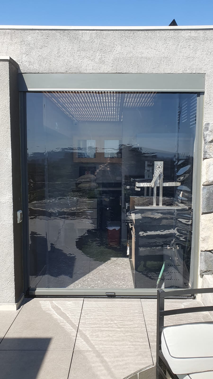 Toldo Exterior Ziptrak PVC - Urban Design Chile